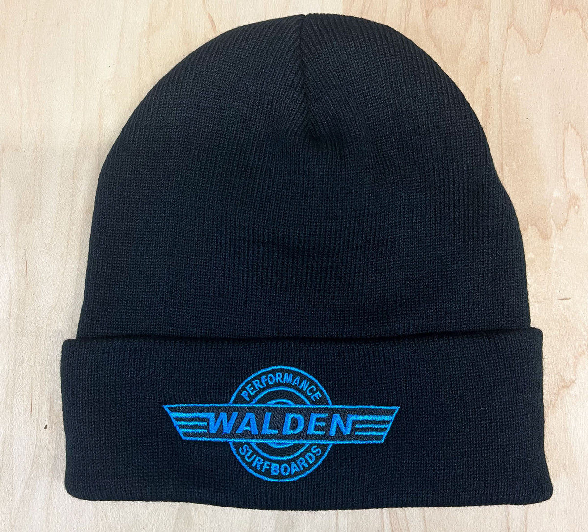 Performance logo beanie black – Walden Surfboards